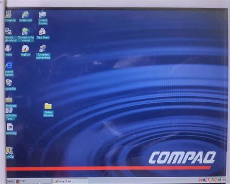 Compaq Deskpro With Keyboard Mouse Monitor Zip Drive Software