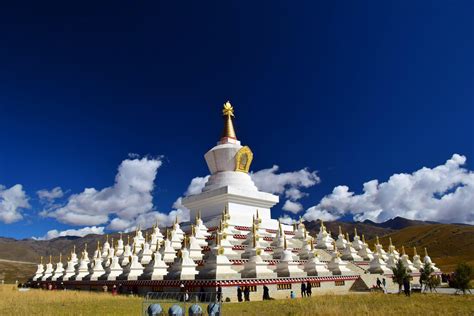 稻城亚丁5日双汽