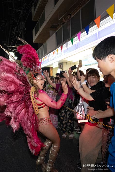 20190720barbaros006bymakotoyoshie サンバ ダンス 東京浅草のサンバチーム 仲見世バルバロス