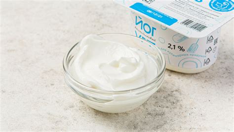 Йогурт высокобелковый 2,1% с бесплатной доставкой на дом из «ВкусВилл ...