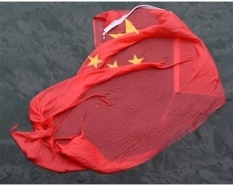 五星紅旗有14億護旗手登熱搜 香港藝人亦表態