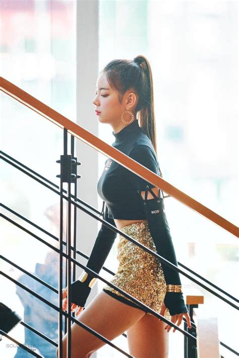 Itzy Dalla Lia Itzy Beautiful Women Videos Dance Moms Videos