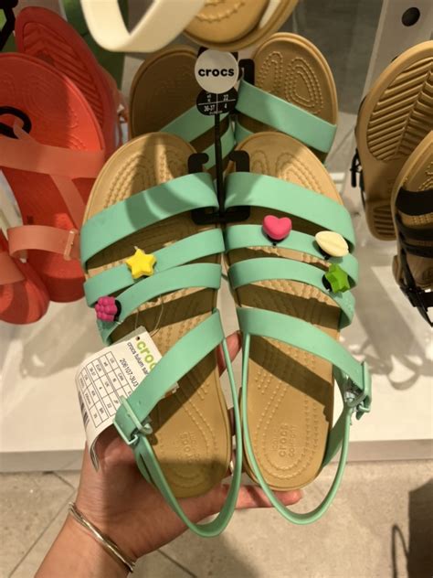 장마철에 딱 좋은 크록스 툴룸 샌들 Feat 고리형 지비츠 소비리스트 네이버 블로그
