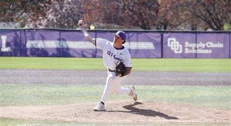 Baseball Earns 10 7 Win Over Milwaukee The University Of St Thomas