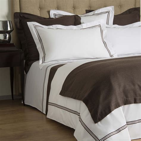 Simple Comforter Frette