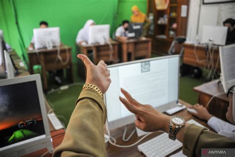 Jumlah Sekolah Luar Biasa Negeri Di Jawa Barat Bertambah Antara News