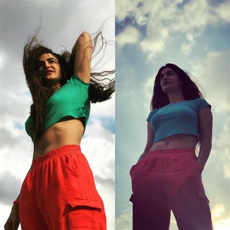 Lara Mudhwal Scrolller