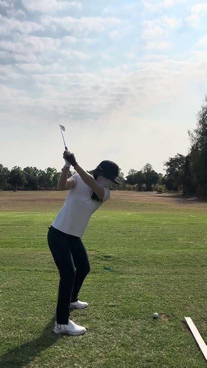잔디 연습장⛳️이세인프로아이언스윙golf골프레슨필드레슨 Youtube