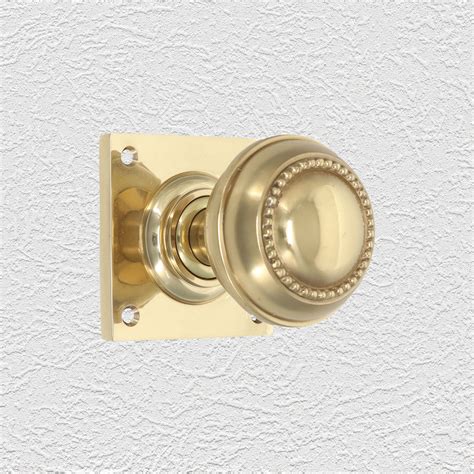 Classic Knob Assembly Domino