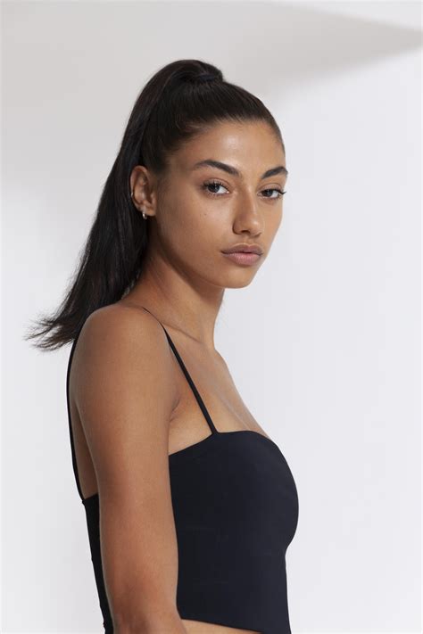 Greek British Scrolller