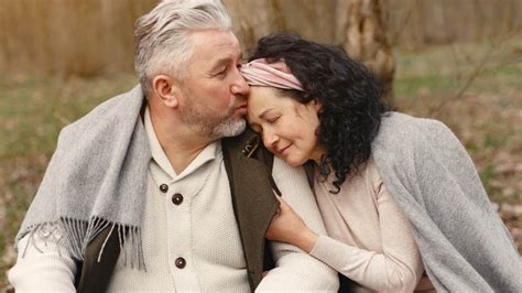 Older Couples Heartwarming Answer When Asked About Future Of Their 45