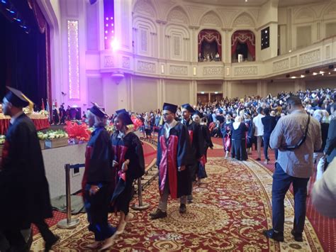 انطلاق مهرجان حفلات تخرج الأهرام الكندية صور بوابة الأهرام
