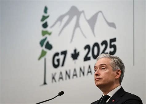 미얀마 내전 소수민족 반군과 시민방위군에 거듭 패배 중인 미얀마 군부 흔들리는 승려 지지층 Bbc News 코리아