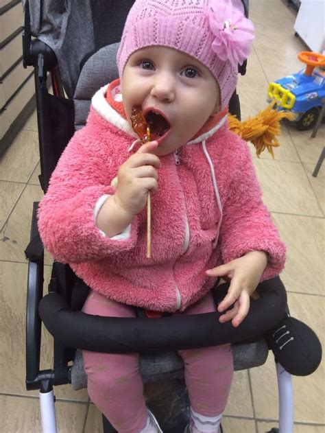 Как выбрать коляску для малыша