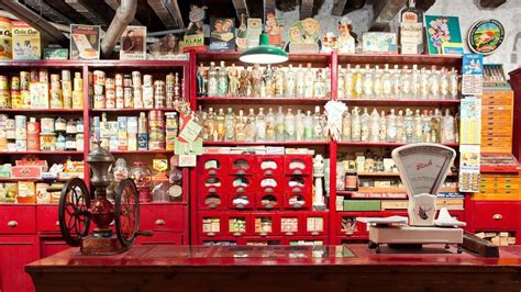 Regreso A La Tienda De Ultramarinos Traveler