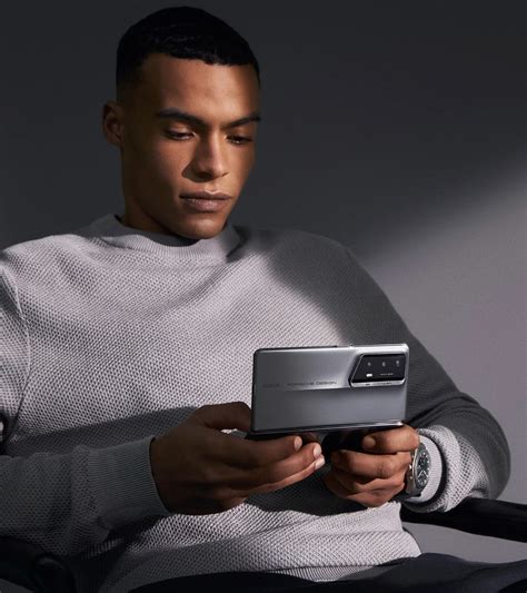 Porsche Design Honor Magic V2 Rsr Smartphone Porsche Shop