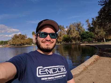 Google Pixel XL Review Successfully Succeeding The Nexus