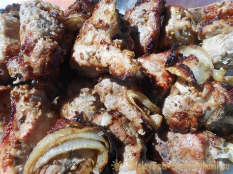 Собрались на шашлыки, подготовили мангал, заготовили угли или дрова ...