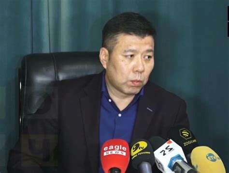 Цахим Иргэний үг Б Энхбаяр гишүүний яриаг сонсоход нөгөө л нэг хойд захын хар овоохой Женко