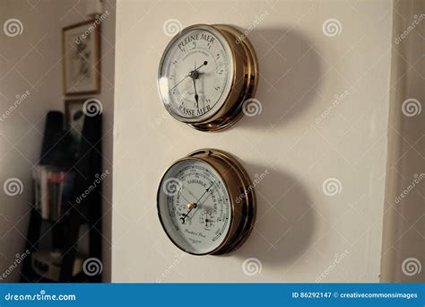 Navigation Instruments Picture Image 86292147