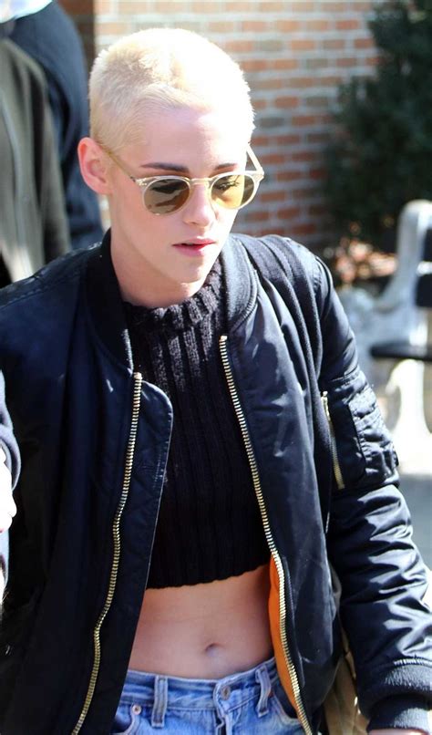 크리스틴 스튜어트 삭발 이후 최근 해외 연예가 소식 네모판