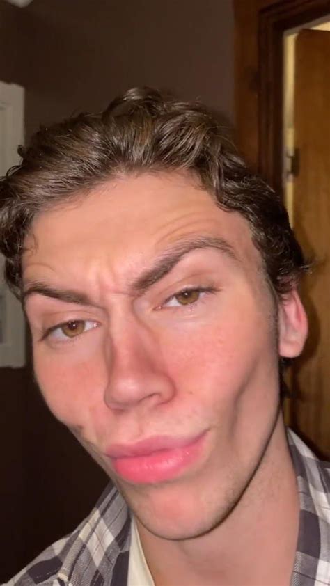 𝘿 เที่ยววันหยุดพักผ่อน กีฬา วอลเลย์บอล สาวสวย ทีมชาติไทย มวย ตะกร้อ บอล นักวิ่ง