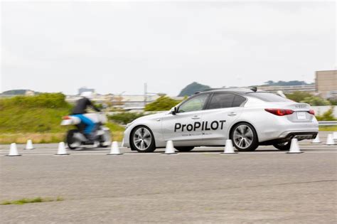nissan adds intersection collision avoidance to its in devel
