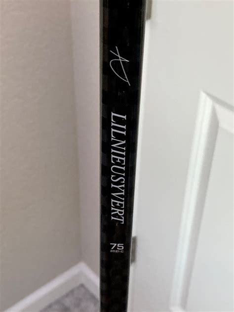 Connor Mcdavid Righty Pro Curve 75 Flex Stick Sidelineswap