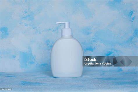 순수한 백색 플라스틱 콘테이너 포장 화장품 크림 헤어 마스크 의료 및 미용 제품을위한 병 템플릿 안바스 0명에 대한 스톡 사진 및 기타 이미지 Istock