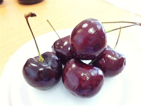 Popping Cherries Food Cherry Foodie