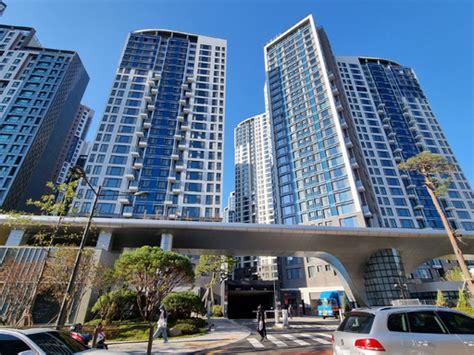 아파트의 미학美學 반포 르엘 산과 계곡 옮긴 단지”