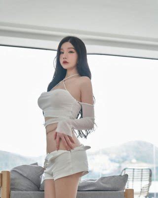 Zhou Yuxi Nude Porn Pictures Xxx Photos Sex Images Pictoa