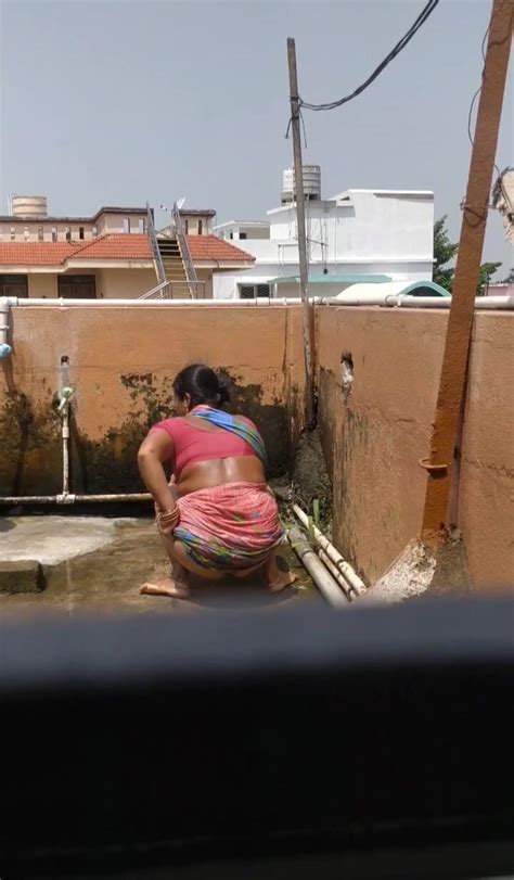 Indian Pissing Desi Bhabhi Peeing Outdoor