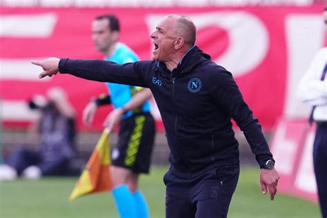 Monza Napoli Calzona Dobbiamo Continuare Così E Vincere Più Partite