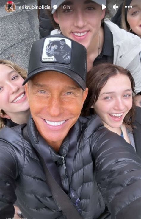 Con Erik Rubín Y Junto A Su Yerno Así Son Las Vacaciones De Andrea