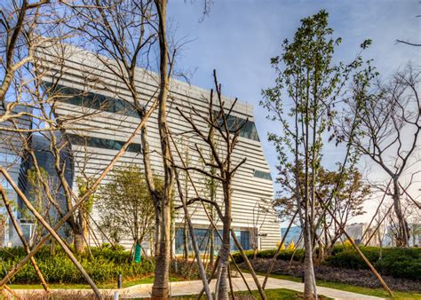 Qujing History Museum Has A Roof Shaped Like A Staircase