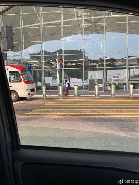 这次是当评委郭晶晶启程前往东京奥运会 知乎