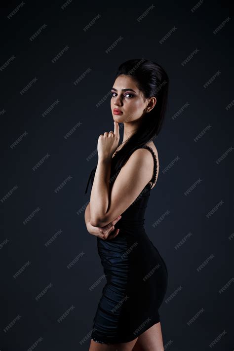 Premium Photo Brunette Model In Sexy Dress