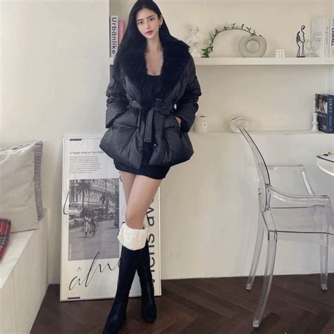 당일🚀 리얼 폭스퍼 덕다운 패딩 고급윤기좔좔👍 겨울 아우터 연말룩 크리스마스 하이퀄리티 오리털 패딩 자켓 고퀄리티 백화점 High Qual 3color 에이블리