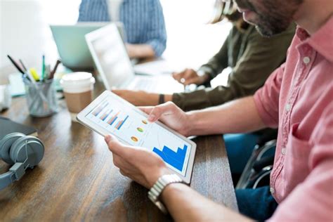 How To Conduct Customer Sentiment Analysis In Python Rayobyte