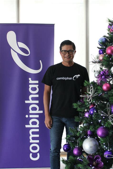 Michael Wanandi On Linkedin Kemeriahan Natal Dan Tahun Baru Senantiasa Membawa Keceriaan Bagi