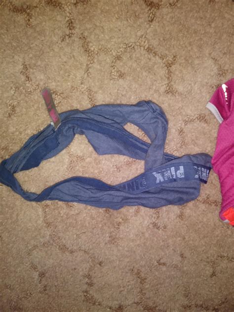 F 20 Sisters Stained Panties Scrolller
