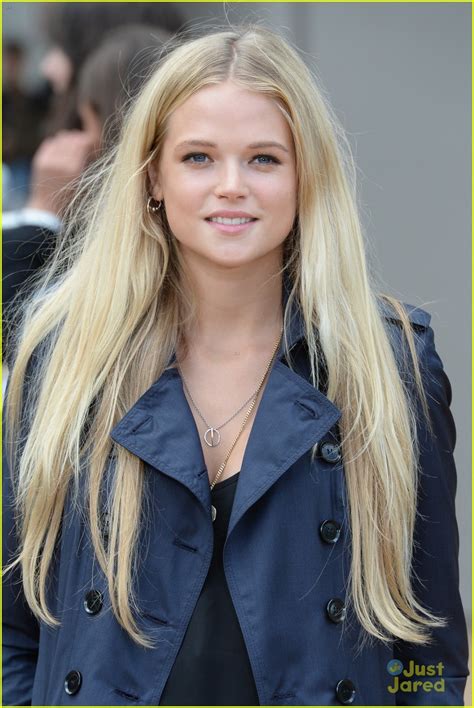 Gabriella Wilde Pregnant Baby Bump At Burberry Fashion Show Photo
