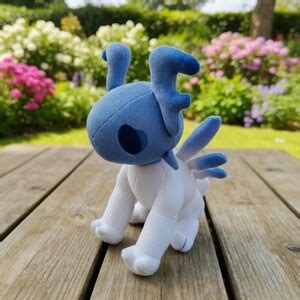 Rain World Scavenger Plush Toy｜25cm Game Collectible｜indie Game