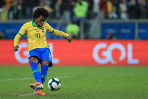 Willian Shoot Out Success As Brazil Make Copa America Last Four News