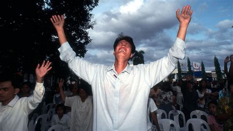 Biele Oblečenie či Sex Iba Raz Za Mesiac Čím Sa Vyznačujú Rôzne Kulty A Sekty Na Slovensku Ta3