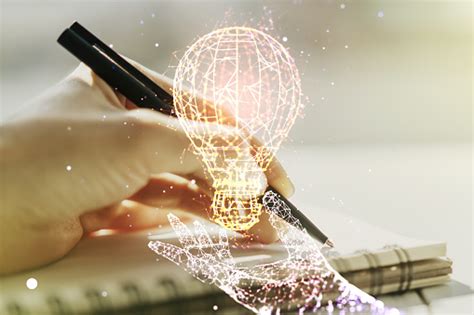 배경 아이디어 개념에 메모장에 손으로 쓰기와 창조적 인 전구 홀로그램 다중 노출 개념에 대한 스톡 사진 및 기타 이미지 개념