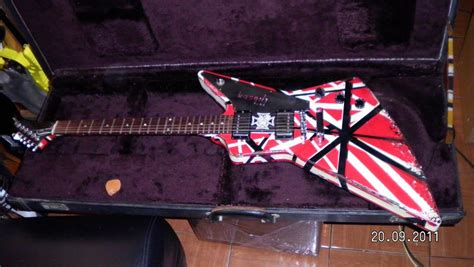Guitarthai งานใหม่ Gibson Explorer ทำลาย Evh ตัวที่สองแล้วครับ