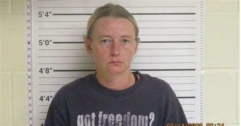 North Dakota Woman Charged After Bringing Raccoon Into Bar Huffpost