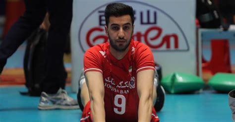 تیم والیبال شهرداری ورامین با مسعود غلامی برای تمدید قرارداد توافق کرد